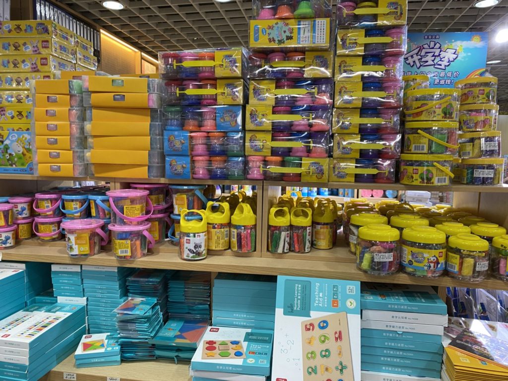 Fulfill your ultimate stationery dreams at this Stationery Market in ...